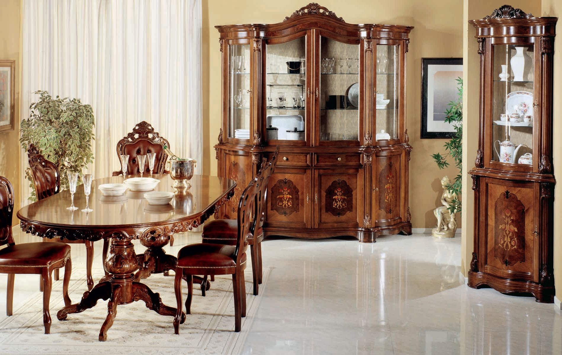 Klassieke Meubelen Woonstijlgalerie Naaldwijk